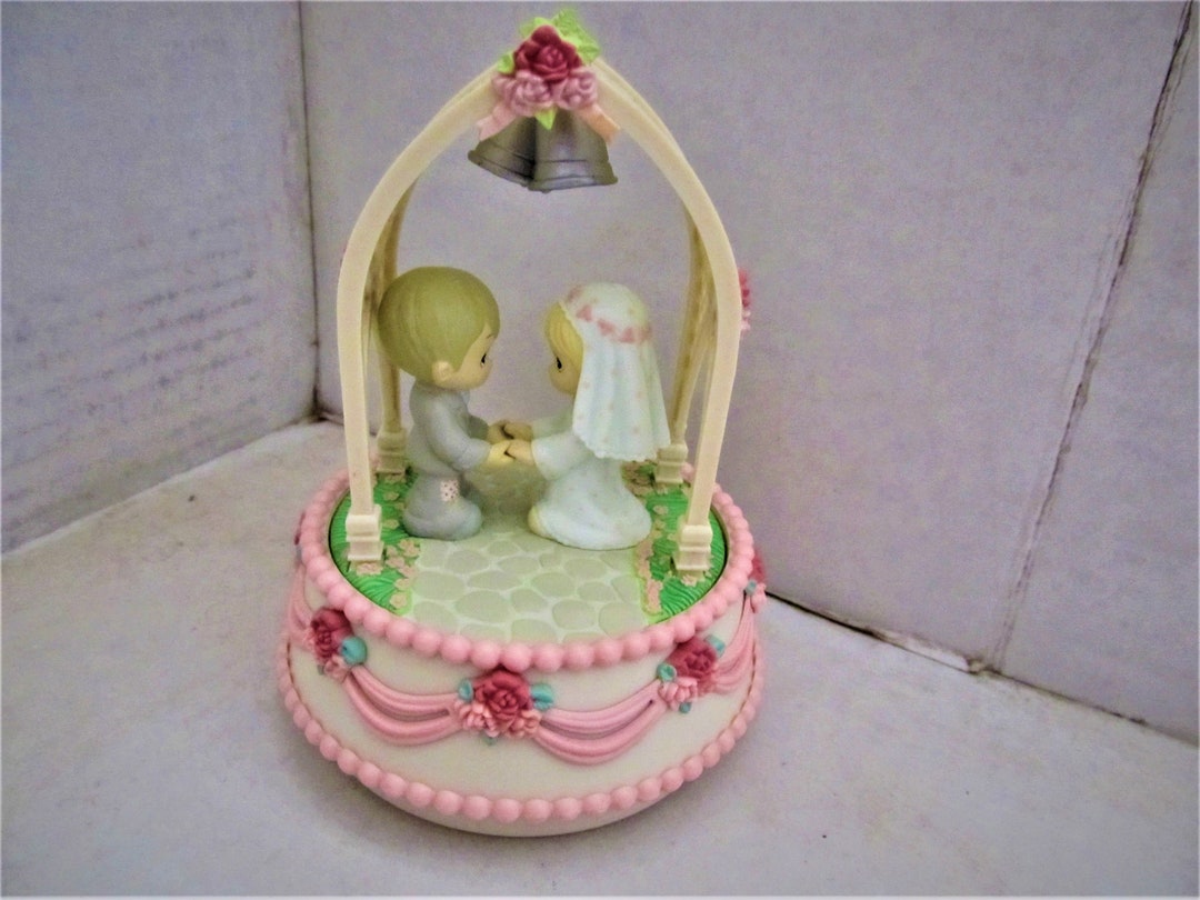 Precious Moments 1988 " May God Bless You" Musical Carousel Music Box ...
