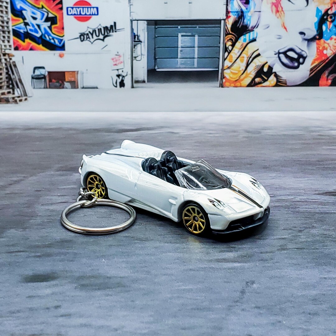 Pagani Huayra Car Keychain Keyring | Custom Key Chain Made From Hot ...