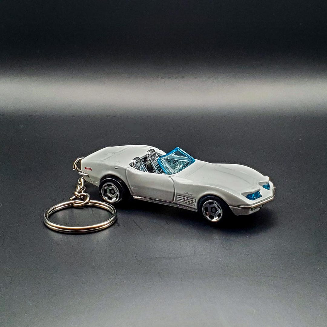 Car Keychain Chevy Corvette Stingray Convertible Keyring | for Keys ...