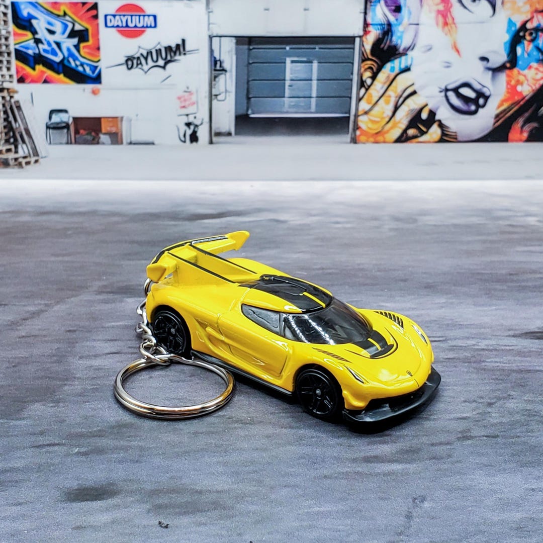 2020 Koenigsegg Jesko Custom Car Keyring Keychain | Yellow | Car ...