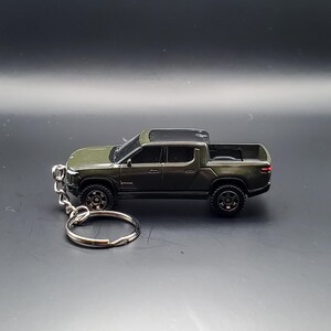 Rivian R1T Pickup Olive Green Keychain for Keys, Backpack, Clutch ...