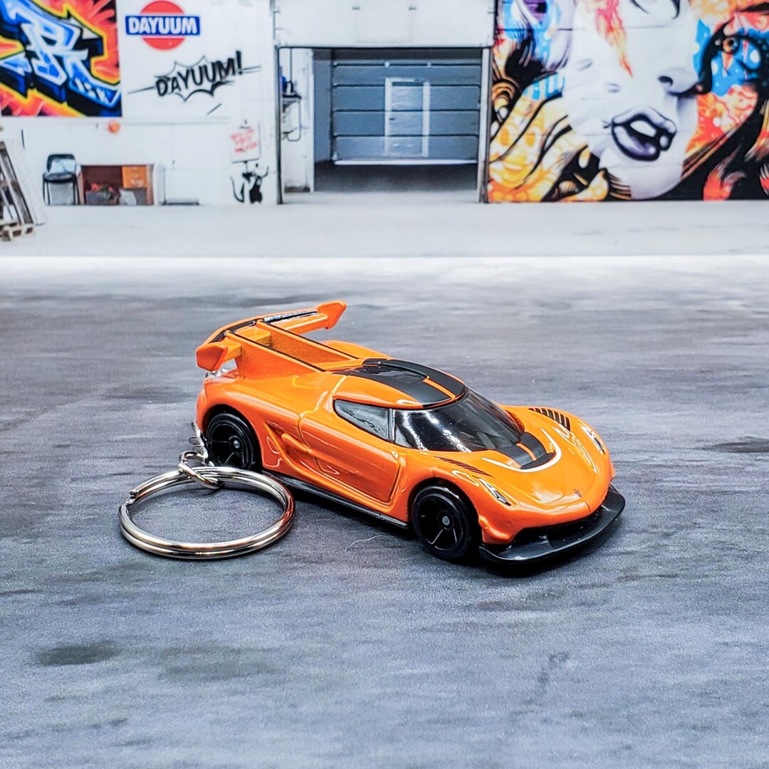 Koenigsegg Jesko 2020 Keyring Car Keychain | Orange | Car Enthusiasts ...