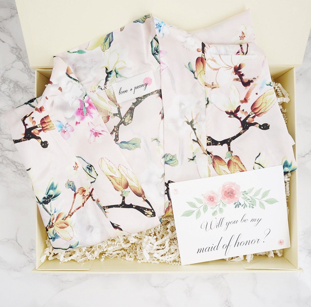 Floral Bridesmaid Robes for Getting Ready / Bridal Kimono Robes With ...