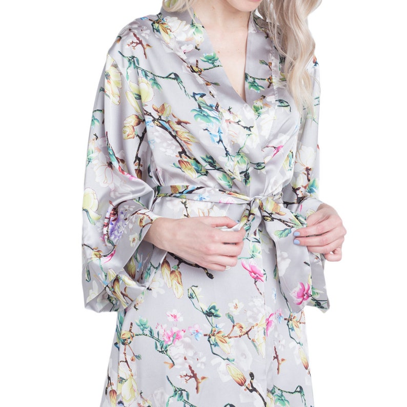 Set of 4 Floral Bridesmaid Robes for Getting Ready / Bridal | Etsy