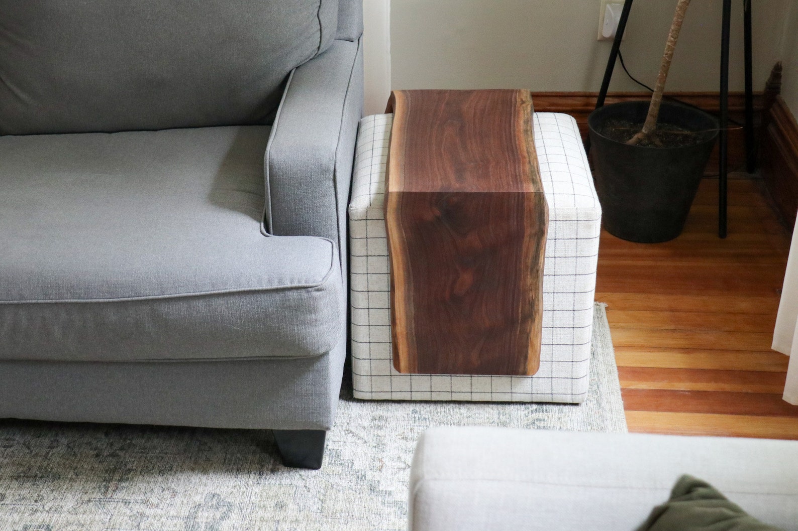 Live Edge Walnut Ottoman Foot Stool Table, Laptop Table, Side Table ...