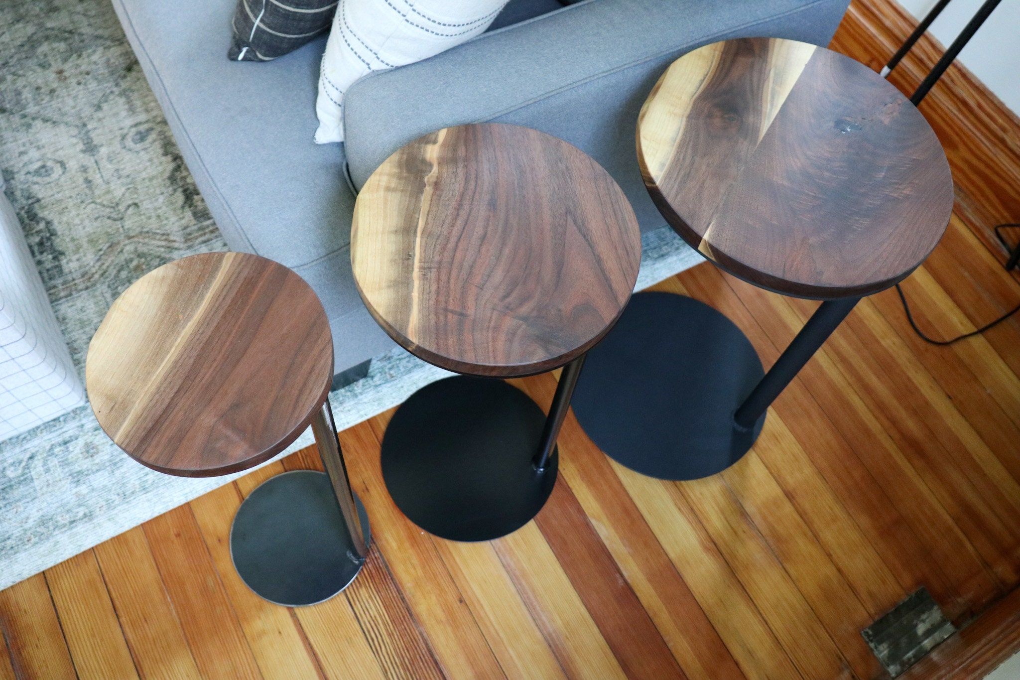 Live-edge Walnut, Round Industrial Side Table - Etsy