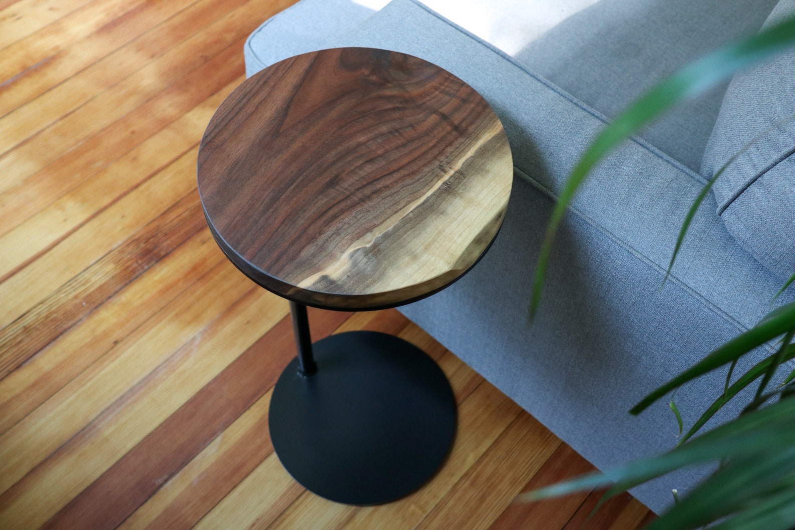 Live-edge Walnut, Round Industrial Side Table - Etsy