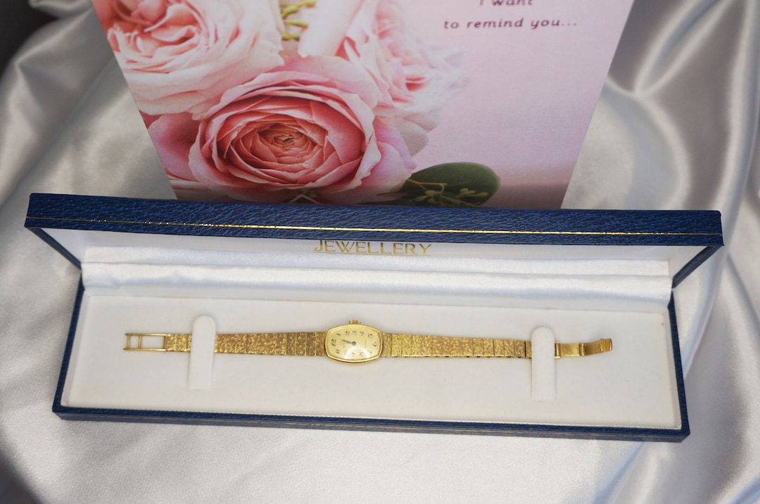 Vintage Omega Gold Watch, Rare 18K Yellow Gold OMEGA DE VILLE Swiss ...