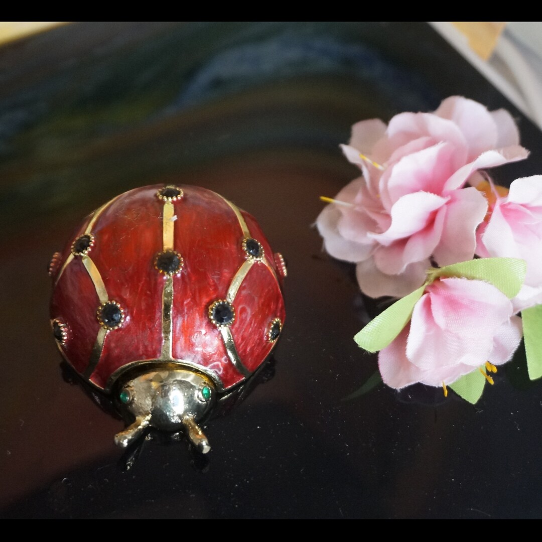 Vintage Ladybug Jewelry Box, One Ring Box, Red Enamel Lady Bag Box ...