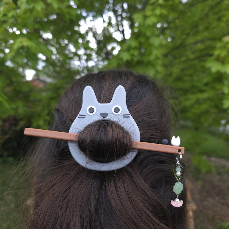 Anime Claw Hair Clip - Etsy