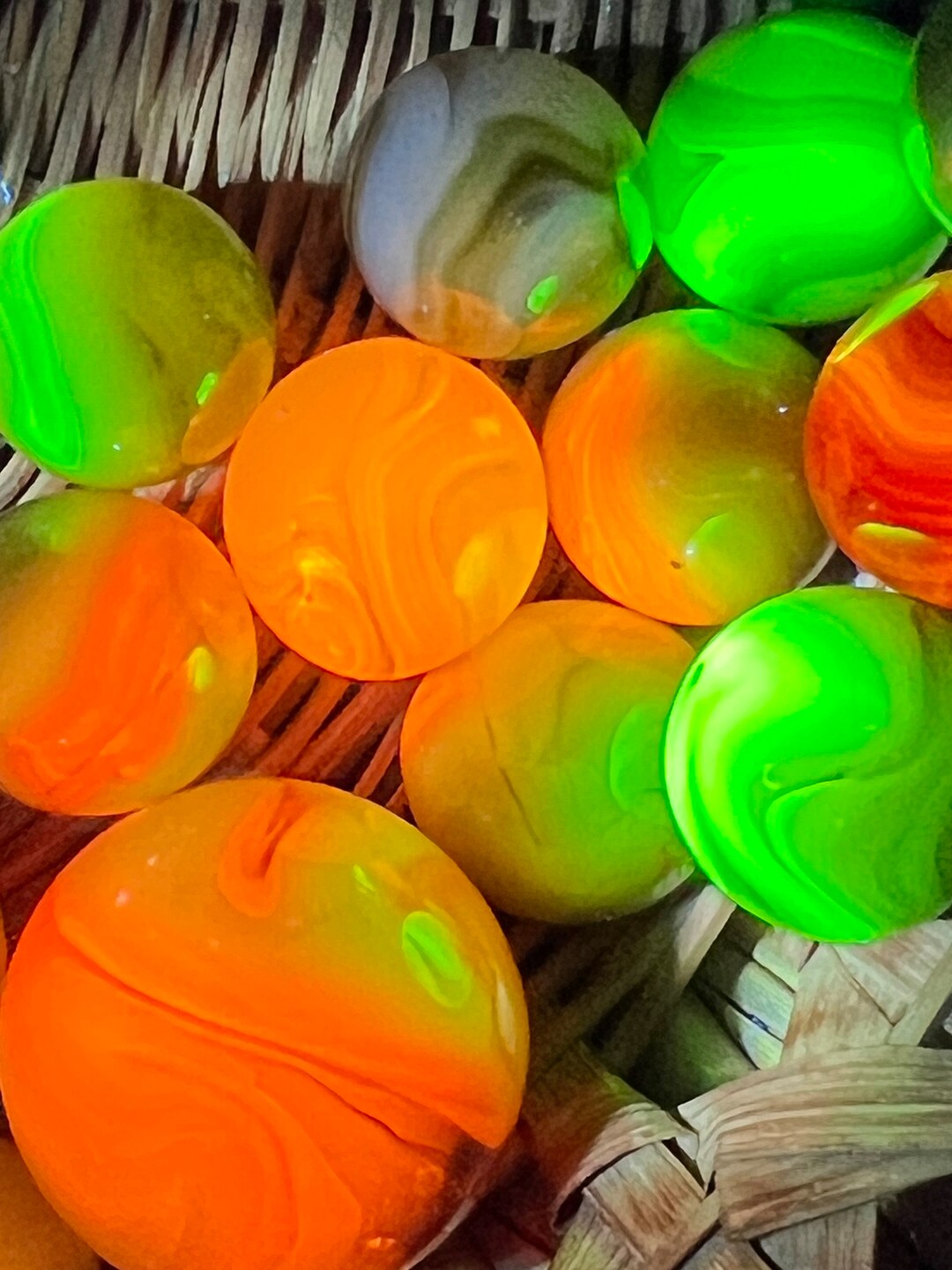 Vintage Marbles 17 Classics UV 365nm Blacklight Reactive Premium Glass ...