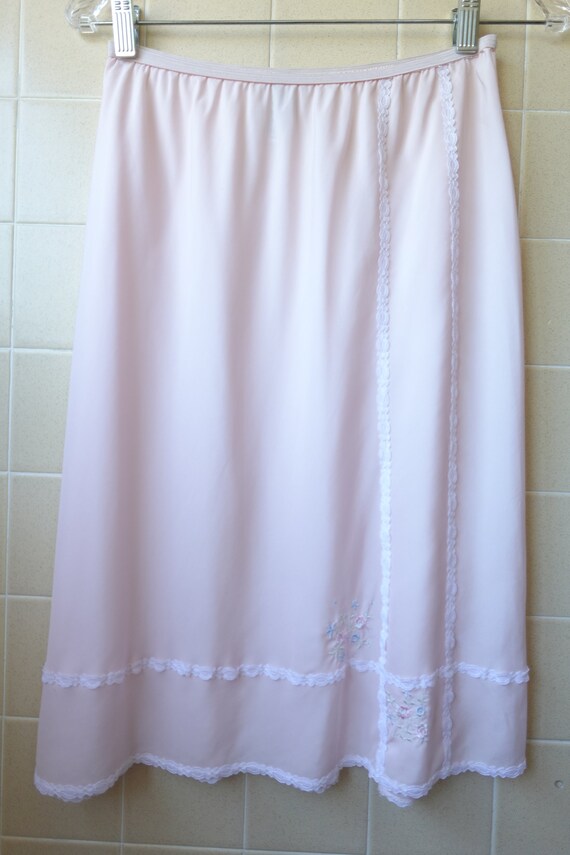 Vintage Lady Lynne Half Slip Pink Embroidered & Lace … - Gem