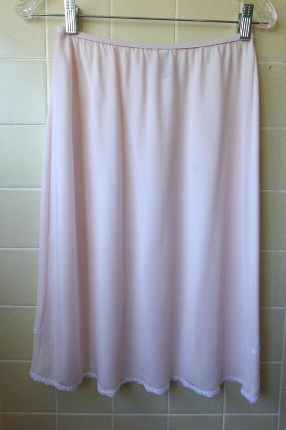 Vintage Lady Lynne Half Slip Pink Embroidered & Lace … - Gem