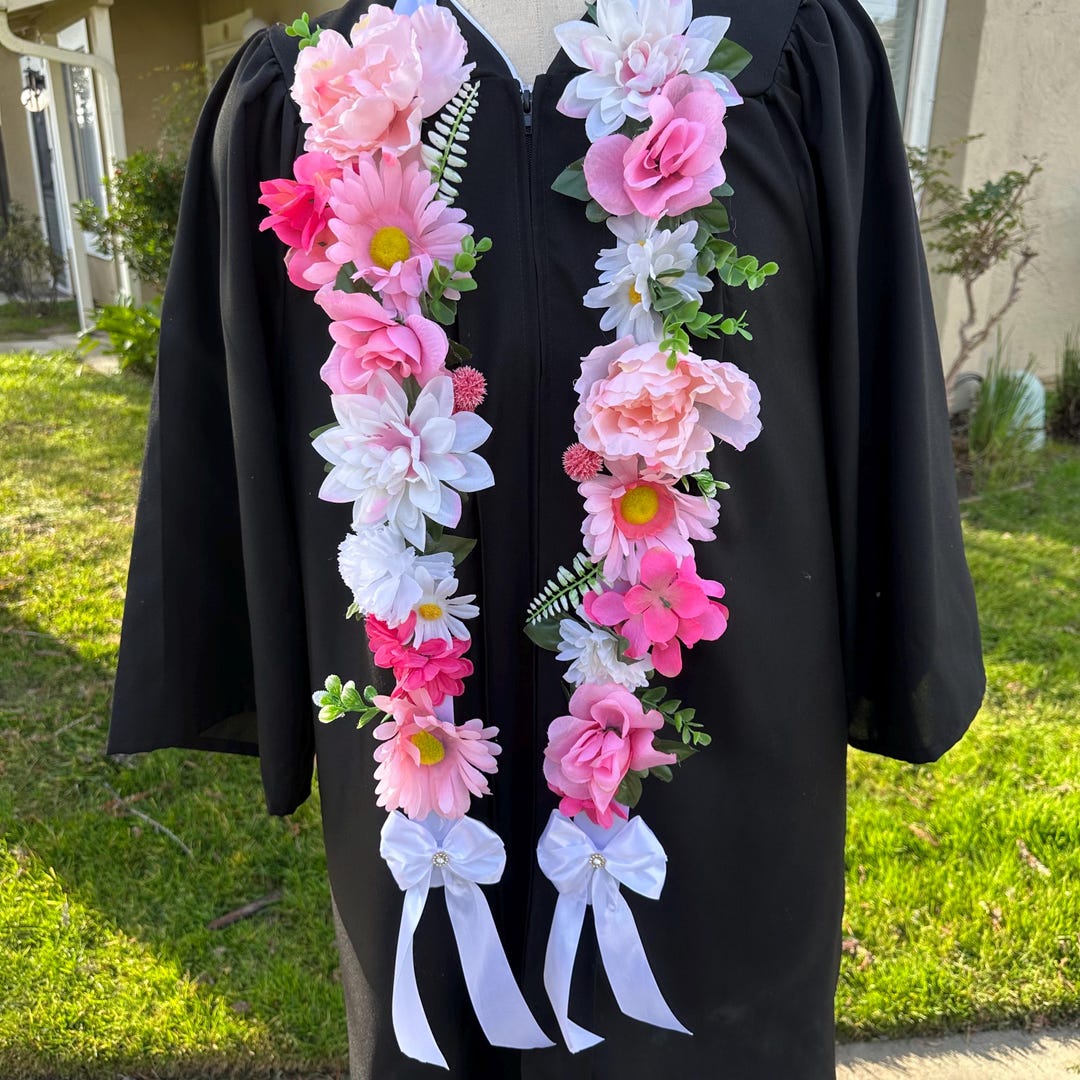 Artificial Flower Graduation Lei - Etsy