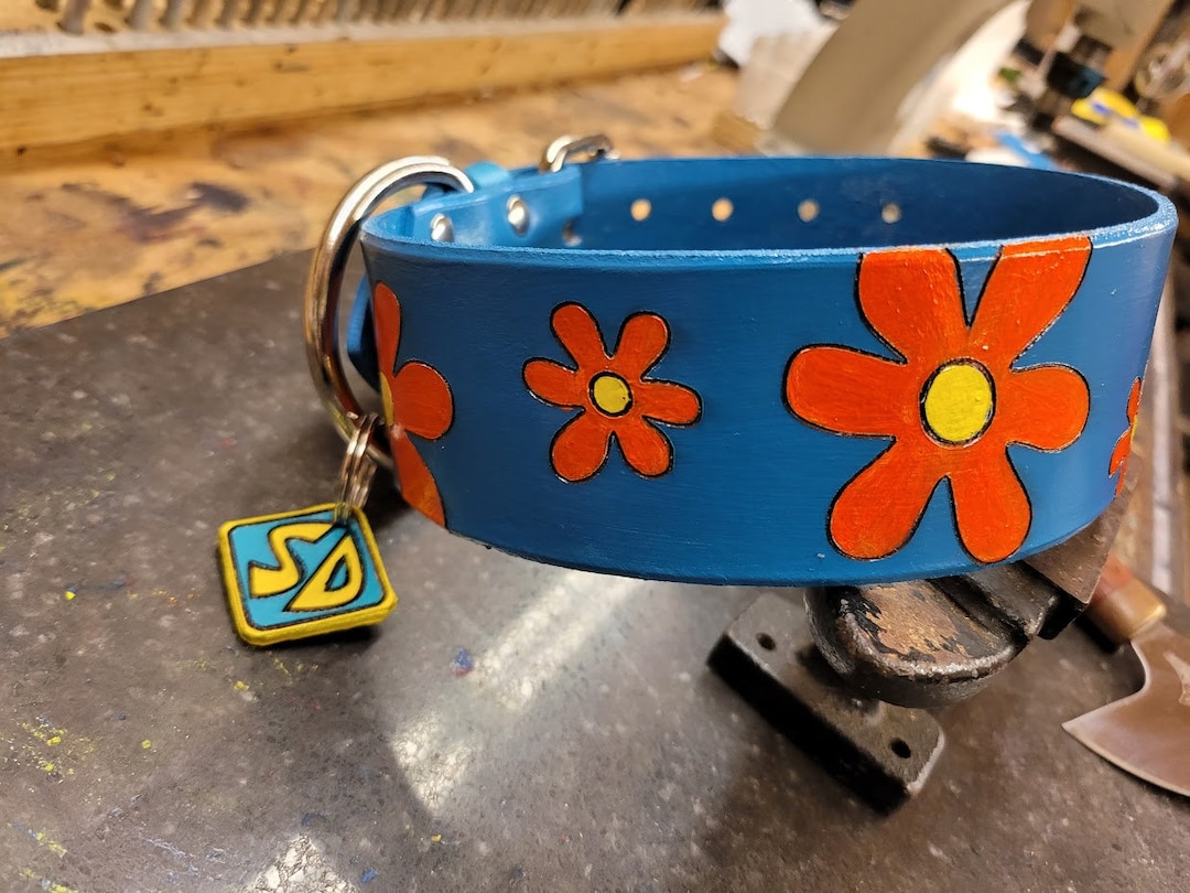 Dog Collar, Leather Dog Collar, Scooby Doo Dog Collar, Flowers, Scooby ...