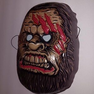 GOBLINHAUS Masks “hairy” - Vintage Style Plastic Halloween Mask / Ben ...
