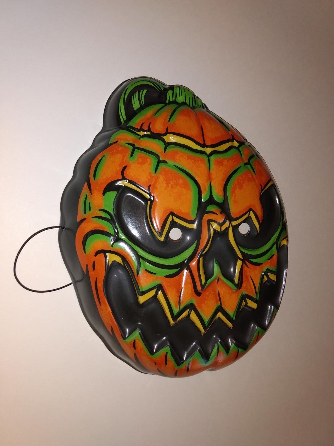 GOBLINHAUS Masks “jack Knife” - Vintage Style Plastic Halloween Mask ...
