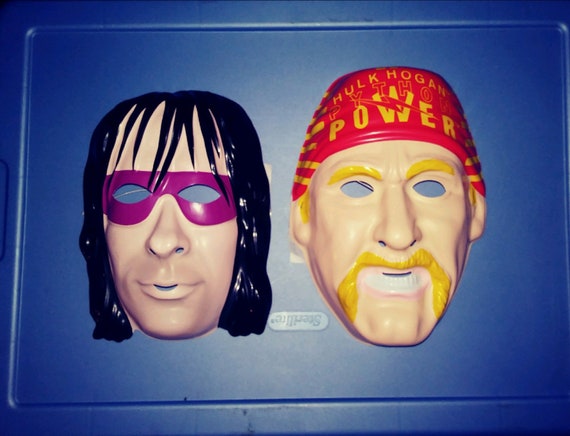 Set of 2 Wrestler Halloween Masks WWF/WWE Hulk Hogan & Bret - Etsy