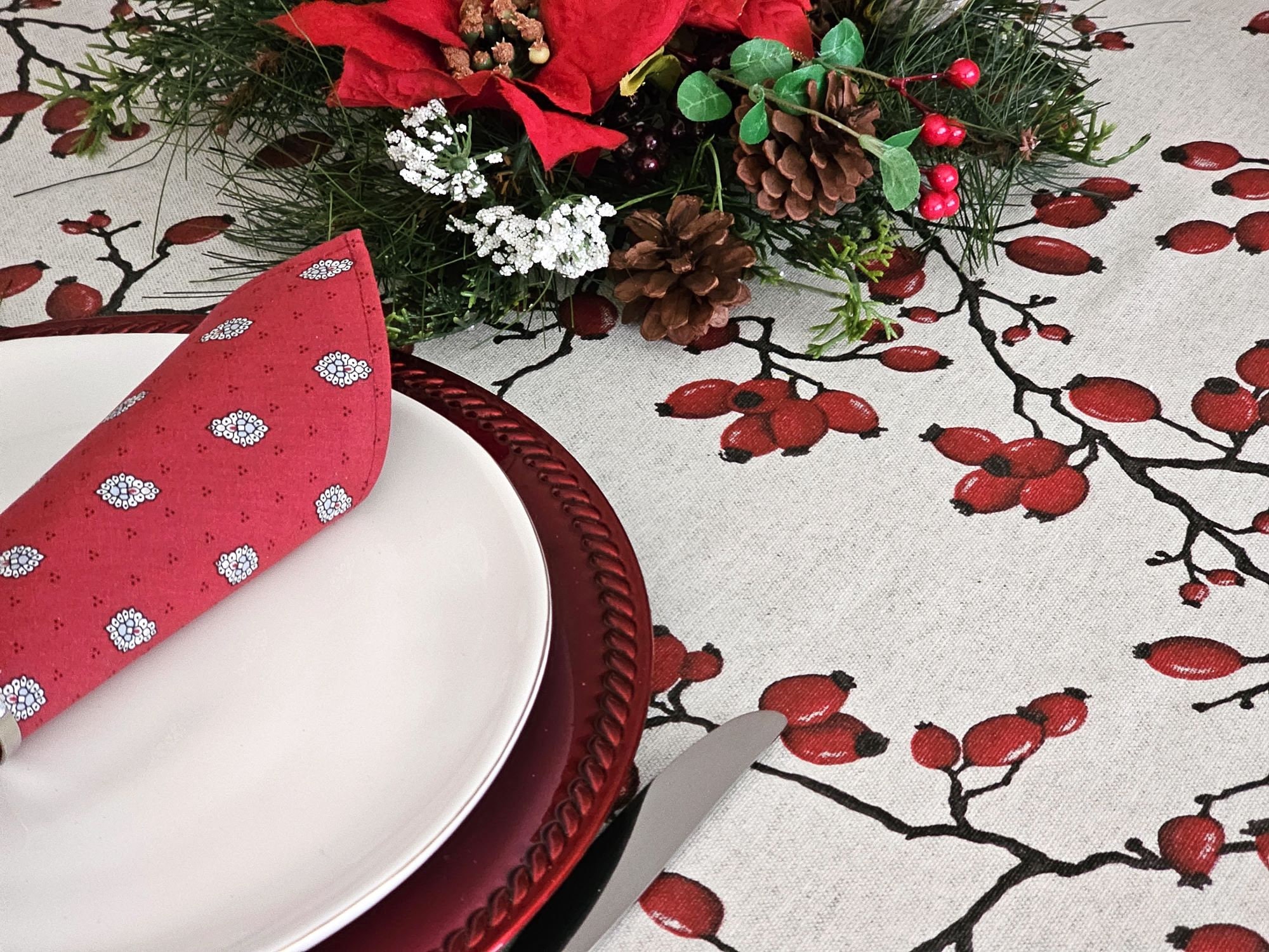 WINTERBERRY HOLLY Cotton Coated Rectangle Tablecloth - French Oilcloth ...