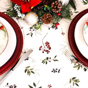 70" WILD BERRIES ALLOVER French Country Round Christmas Tablecloth ...