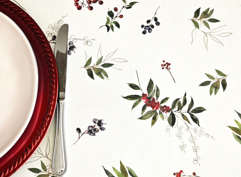 WILD BERRIES ALLOVER Rectangular Christmas Tablecloth French Oilcloth ...