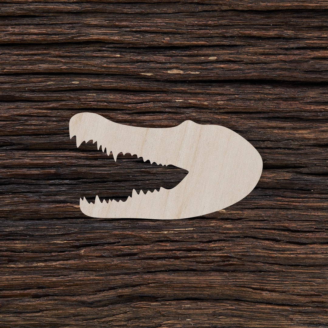 Wooden Crocodile Head for Crafts and Decorations - Crocodile Head Decor ...