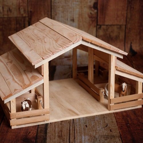 Rustic Toy Barn - Etsy