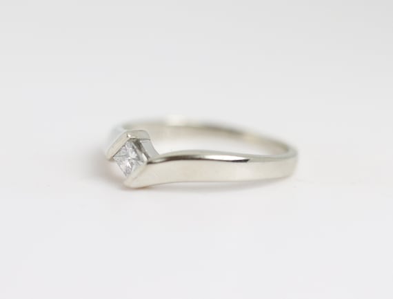 Antique Princess Cut Tension Setting Engagement Ring-… - Gem