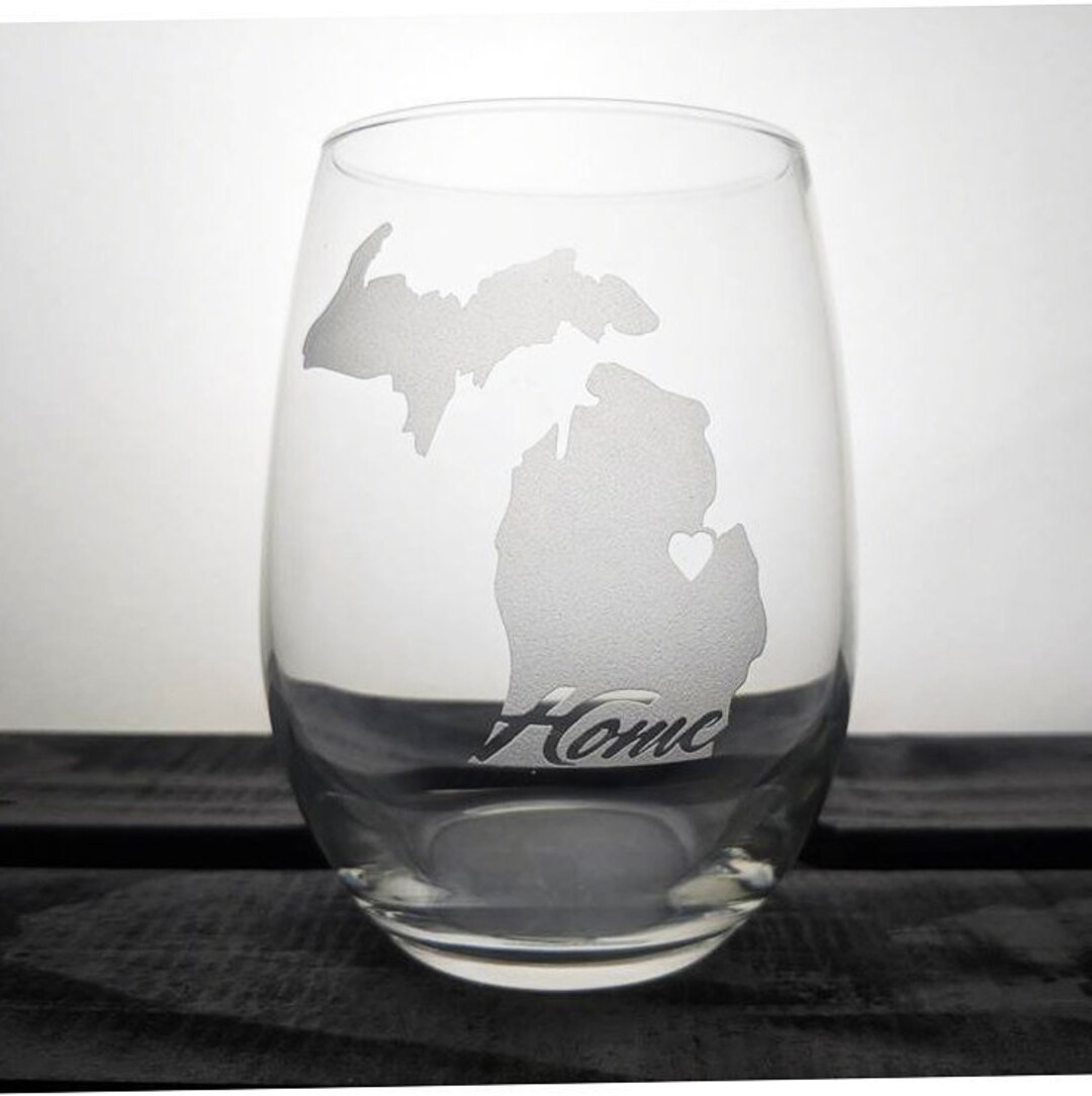 Michigan Outline - MI is Home - Glassware - MI - Detroit - Pint Glass ...