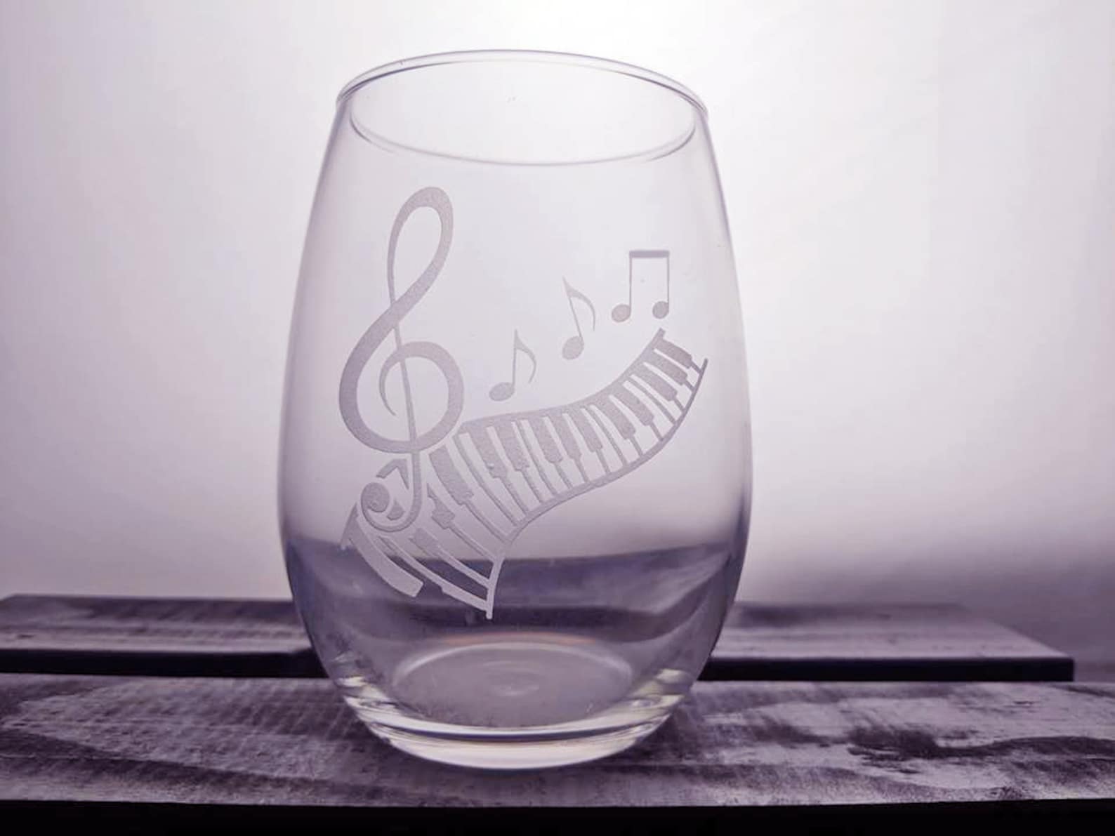 Music Notes - Wine Glass - Pint - Pilsner - Musical Gift - Orchestra ...