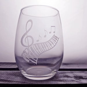 Music Notes - Wine Glass - Pint - Pilsner - Musical Gift - Orchestra ...