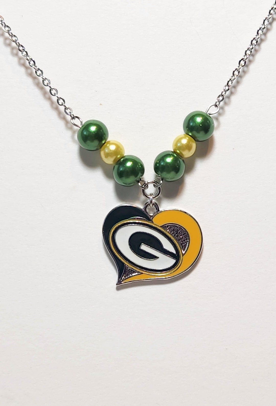 Green Bay Packers Charm Necklace: Pearlized Beads, Stainless Steel ...