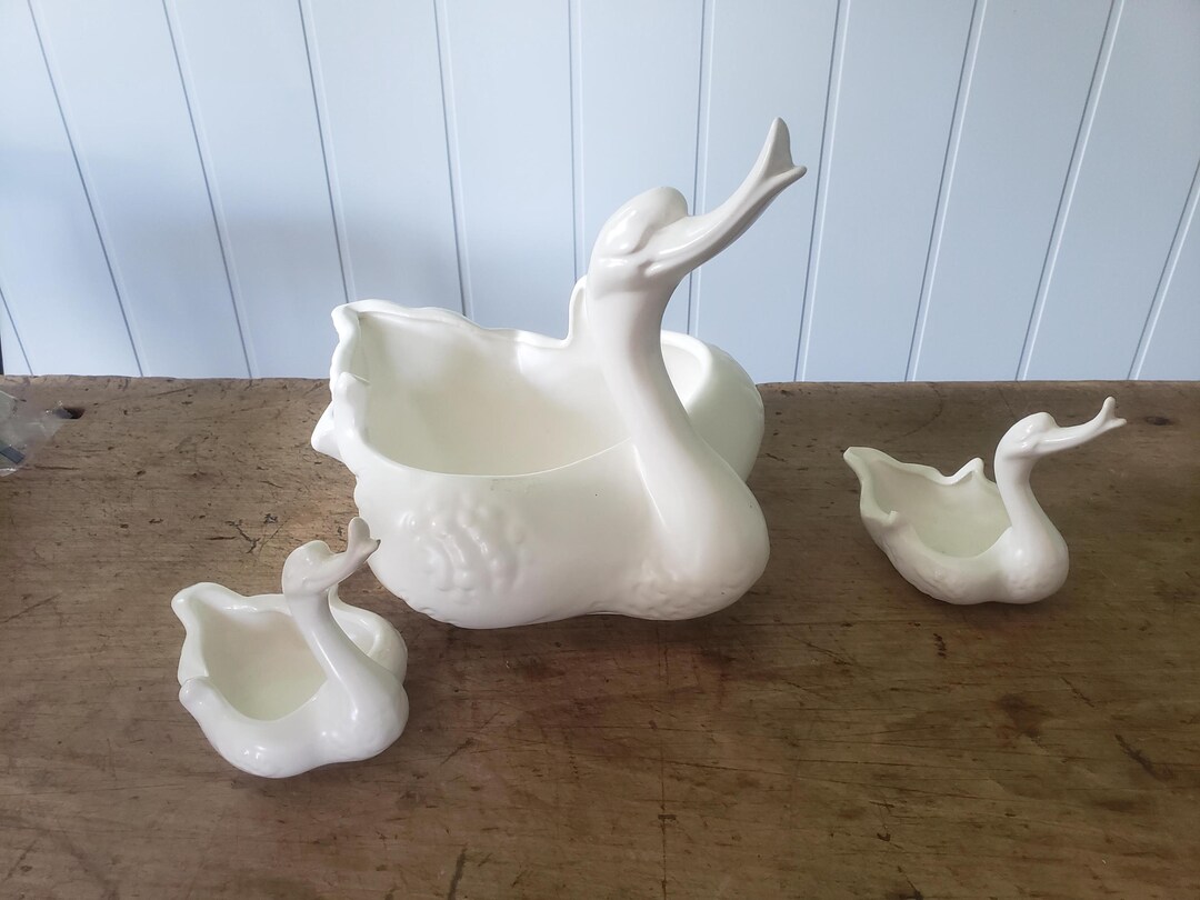 Hull Pottery White Swan Set Mother and Babies - Etsy