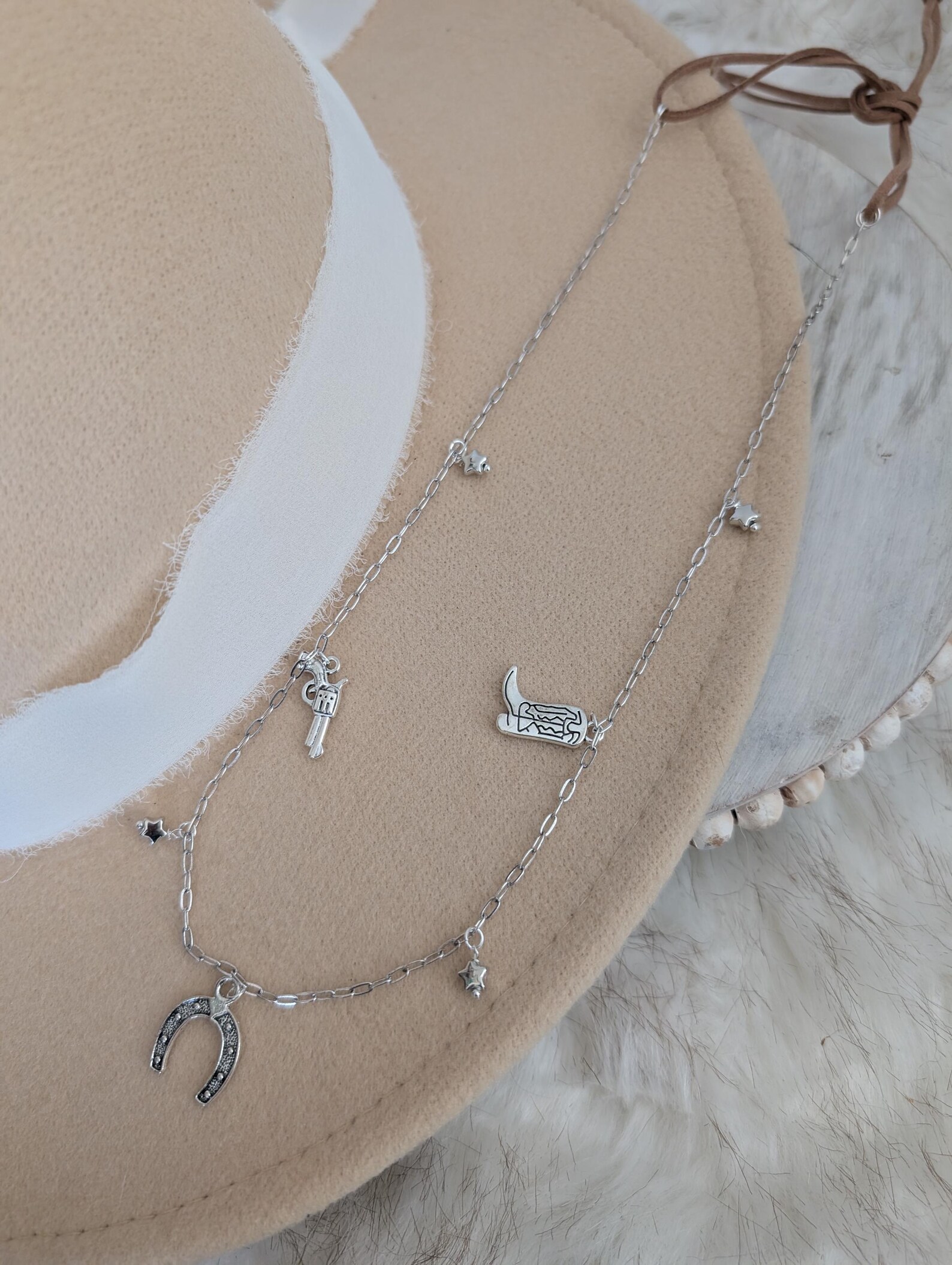 DIY Hat Band! Customize Your Favorite Hat With a Chain Hat Band / the ...