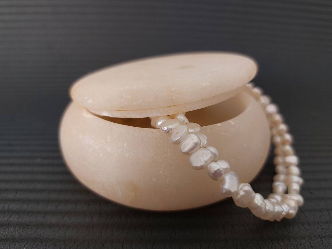 Round Marble Trinket / Box / Treasure Box, Vintage Lidded Marble Round ...