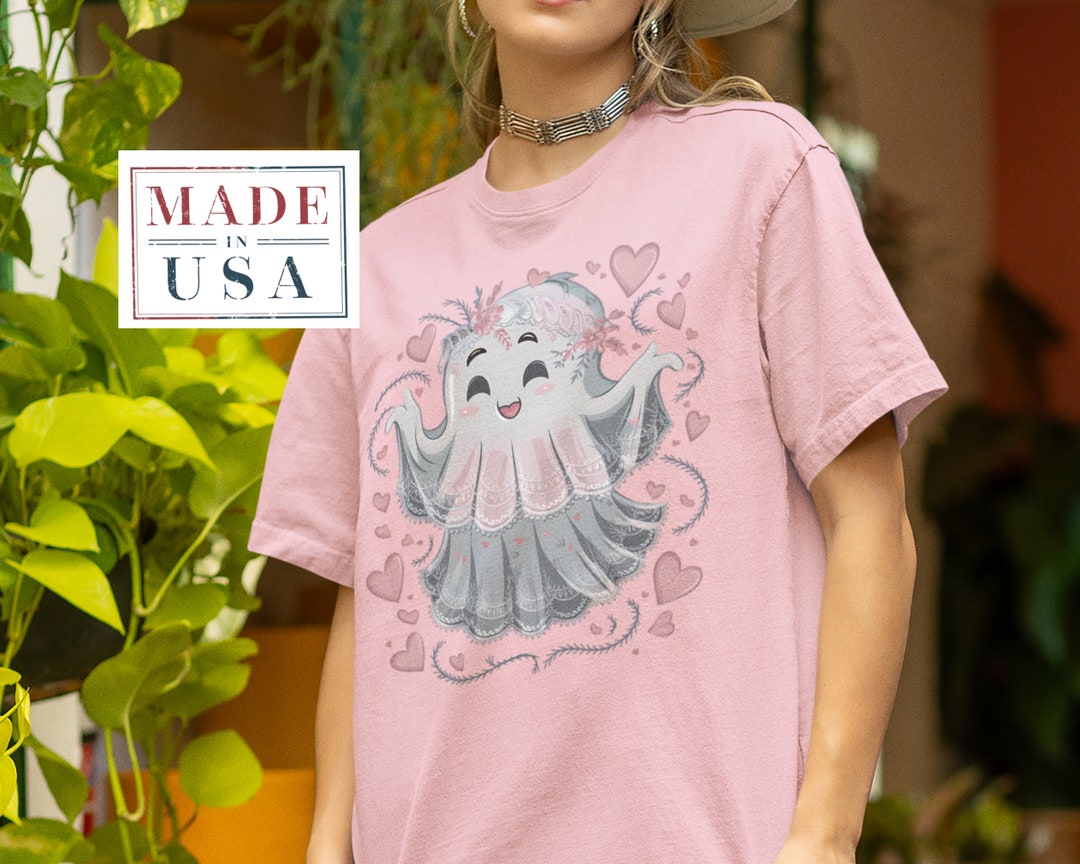 Cute Ghost T-shirt, Fun Halloween Shirt, Adorable Ghost Graphic Tee ...