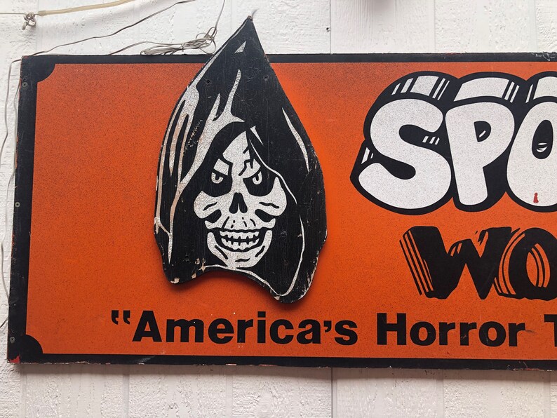 Spookyworld Halloween Themepark Sign - Etsy