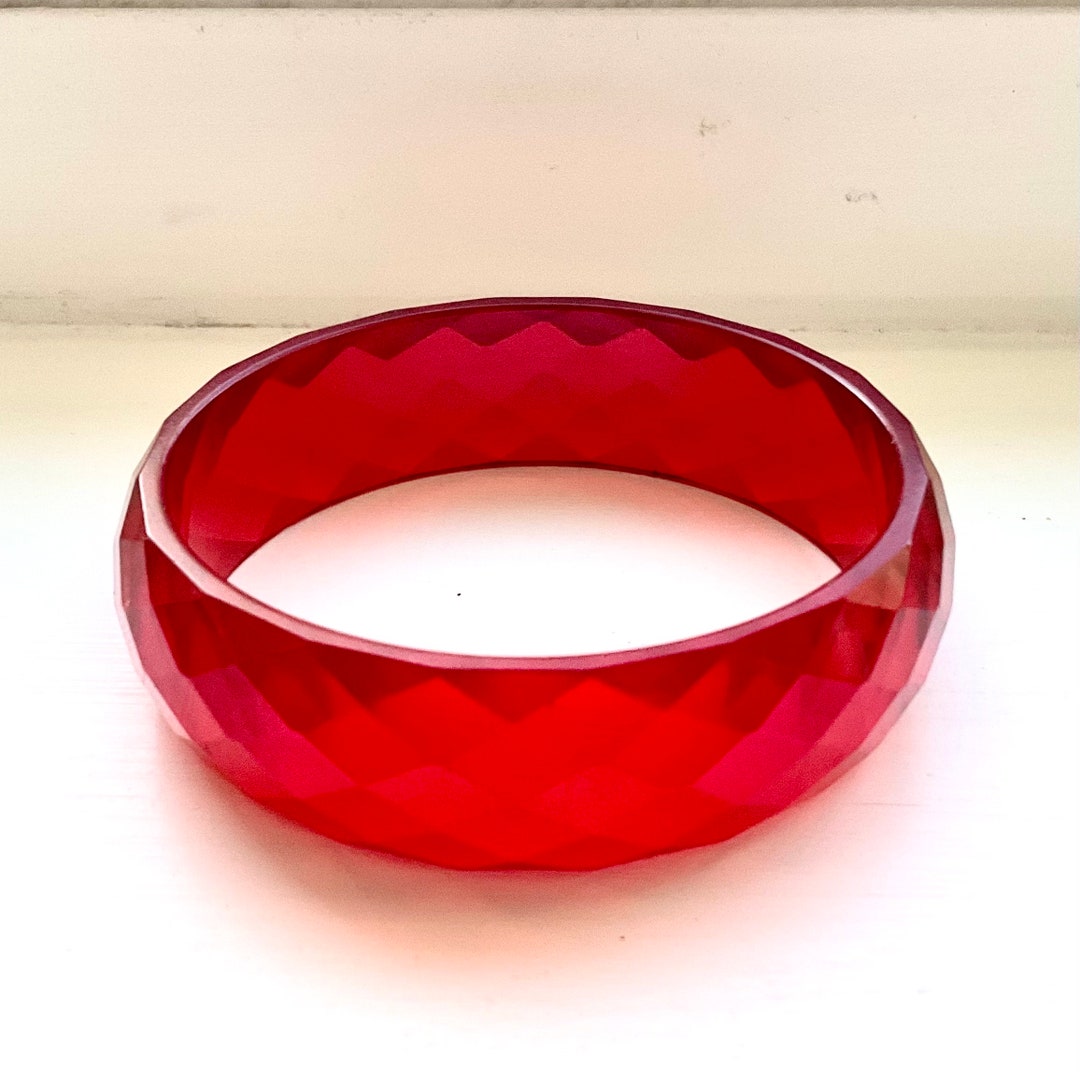 Vintage BAKELITE Rare Cherry Red Translucent Bracelet Diamond Faceted ...