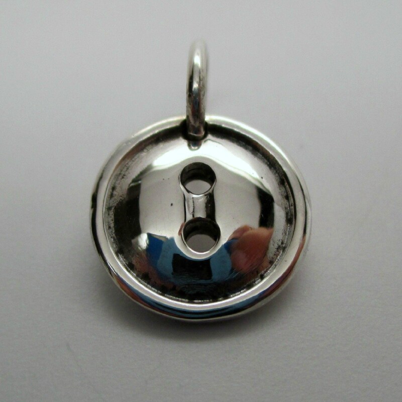 Button Necklace - Etsy