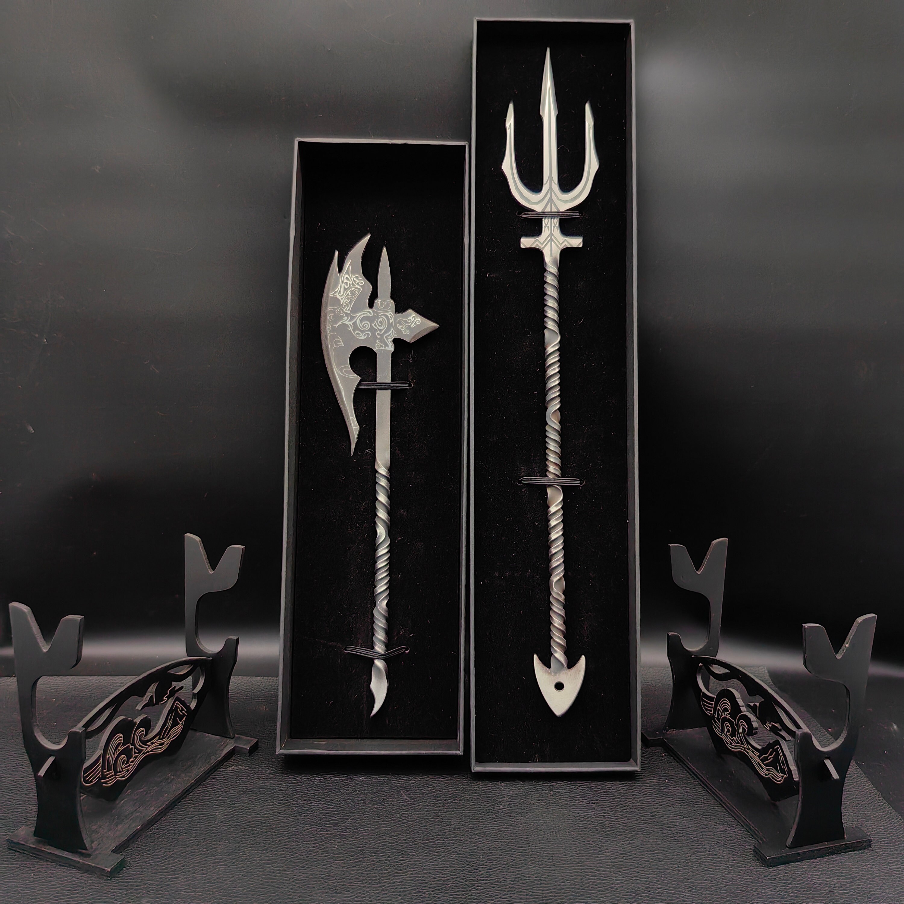 Hand-forged Ebony War Axe Tiny Ebony Axe Aquaman Trident Steel King ...