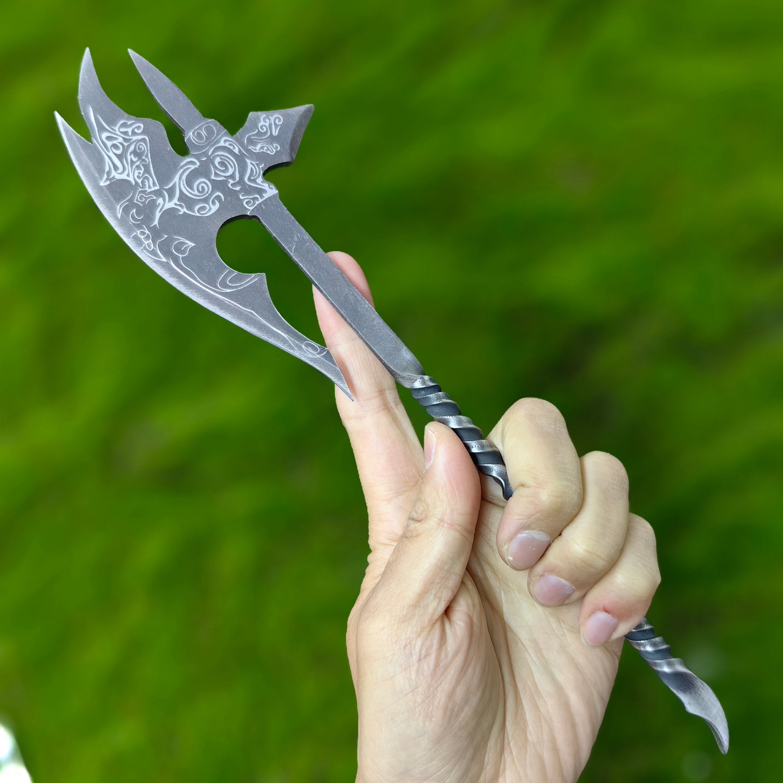 Hand-forged Ebony War Axe Tiny Ebony Axe Aquaman Trident Steel King ...