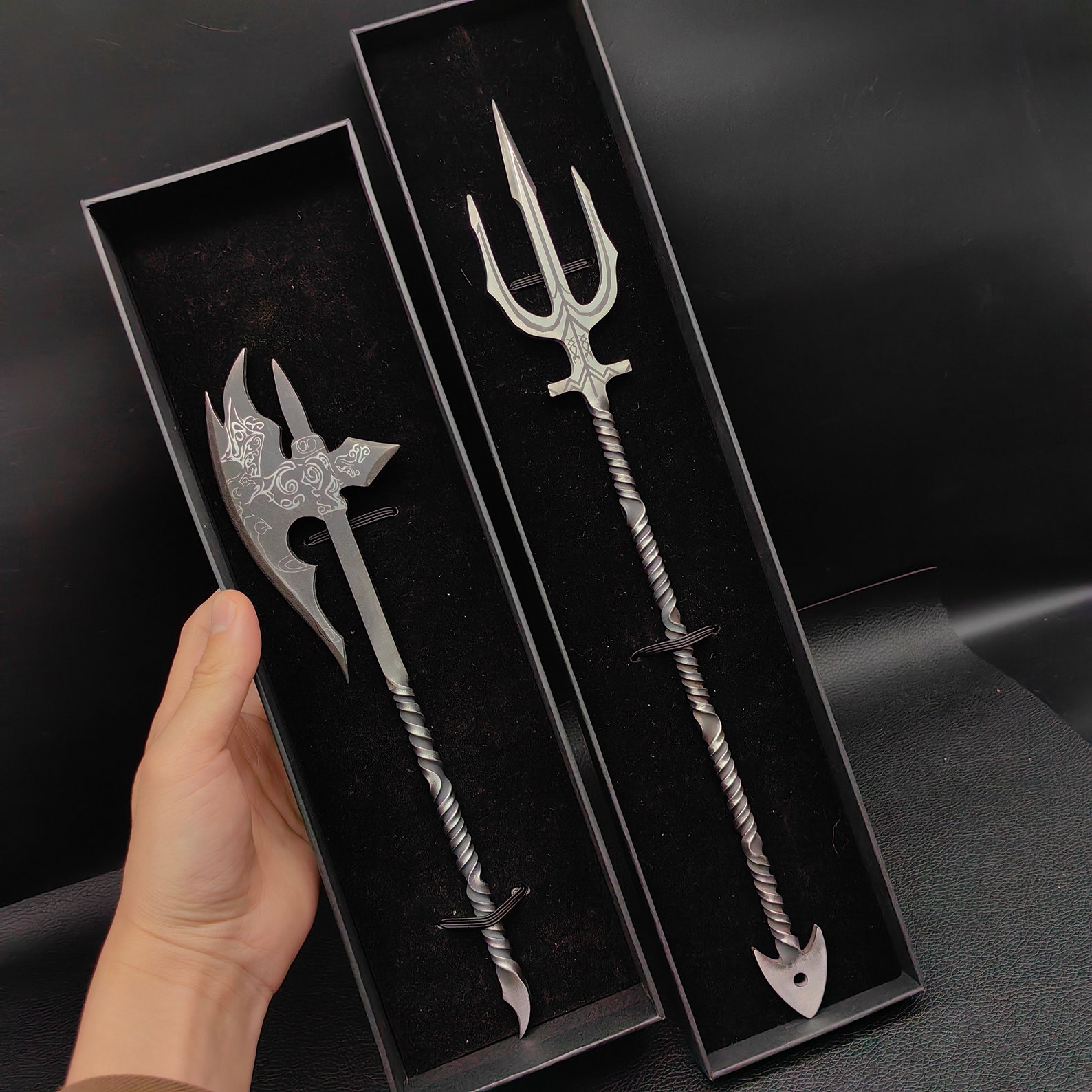 Hand-forged Ebony War Axe Tiny Ebony Axe Aquaman Trident Steel King ...