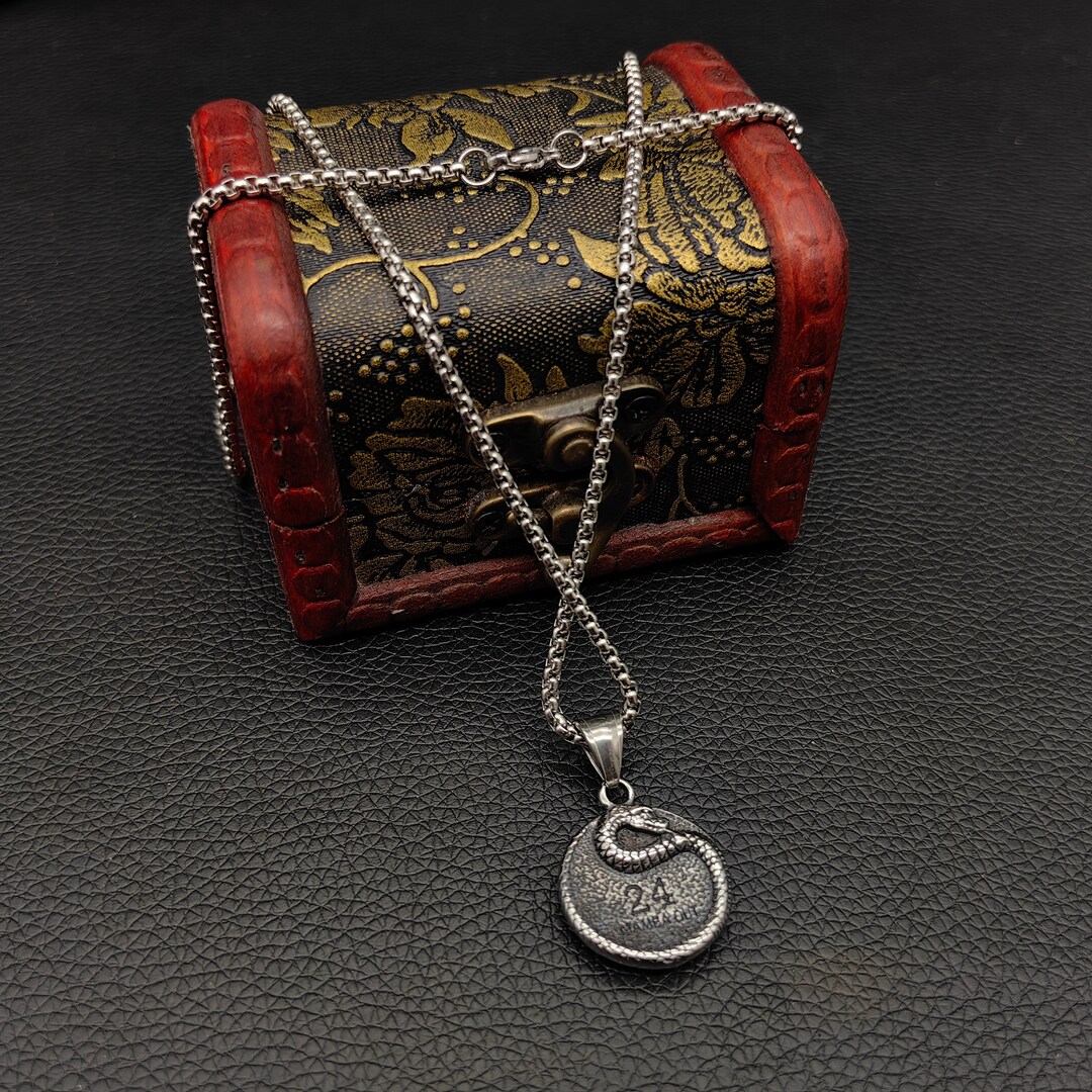 Black Mamba Kobe Necklace Basketball Fan Commemorating Kobe Bryant ...