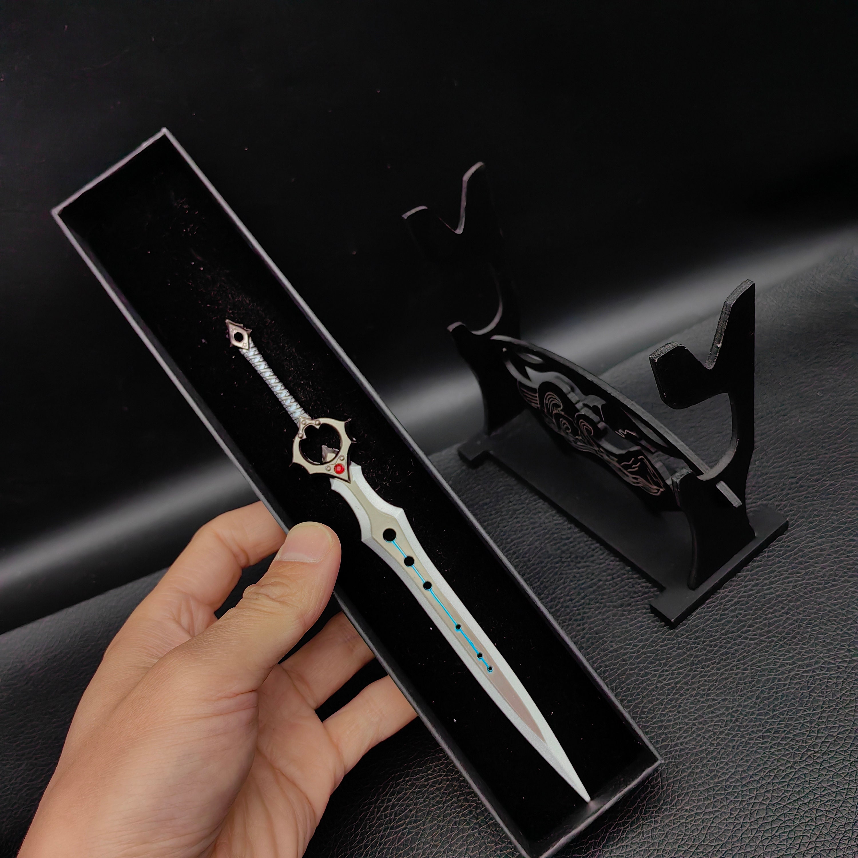 Infinity Sword Metal Infinity Blade 7.9 and 11.8 Mini Hand-forged ...