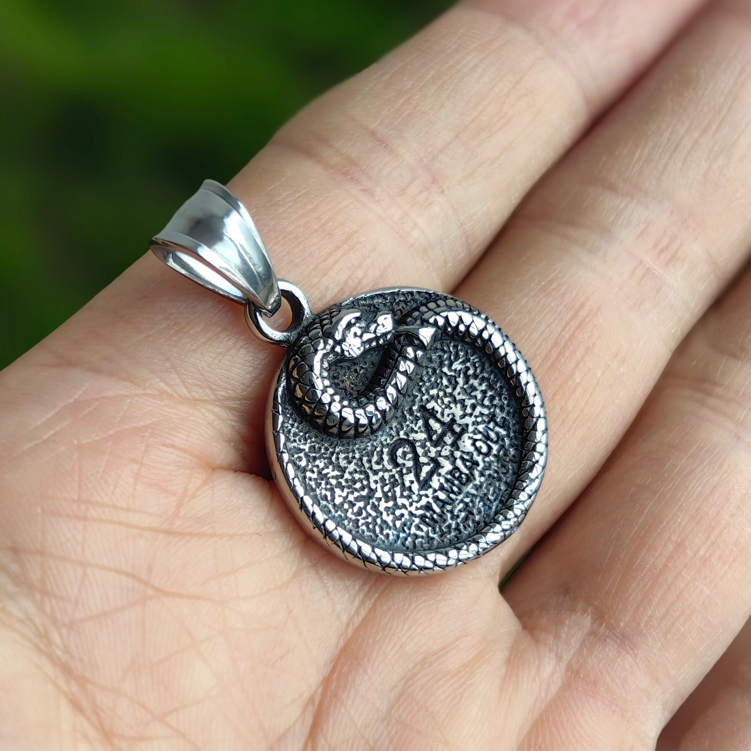 Black Mamba Kobe Necklace Basketball Fan Commemorating Kobe Bryant ...