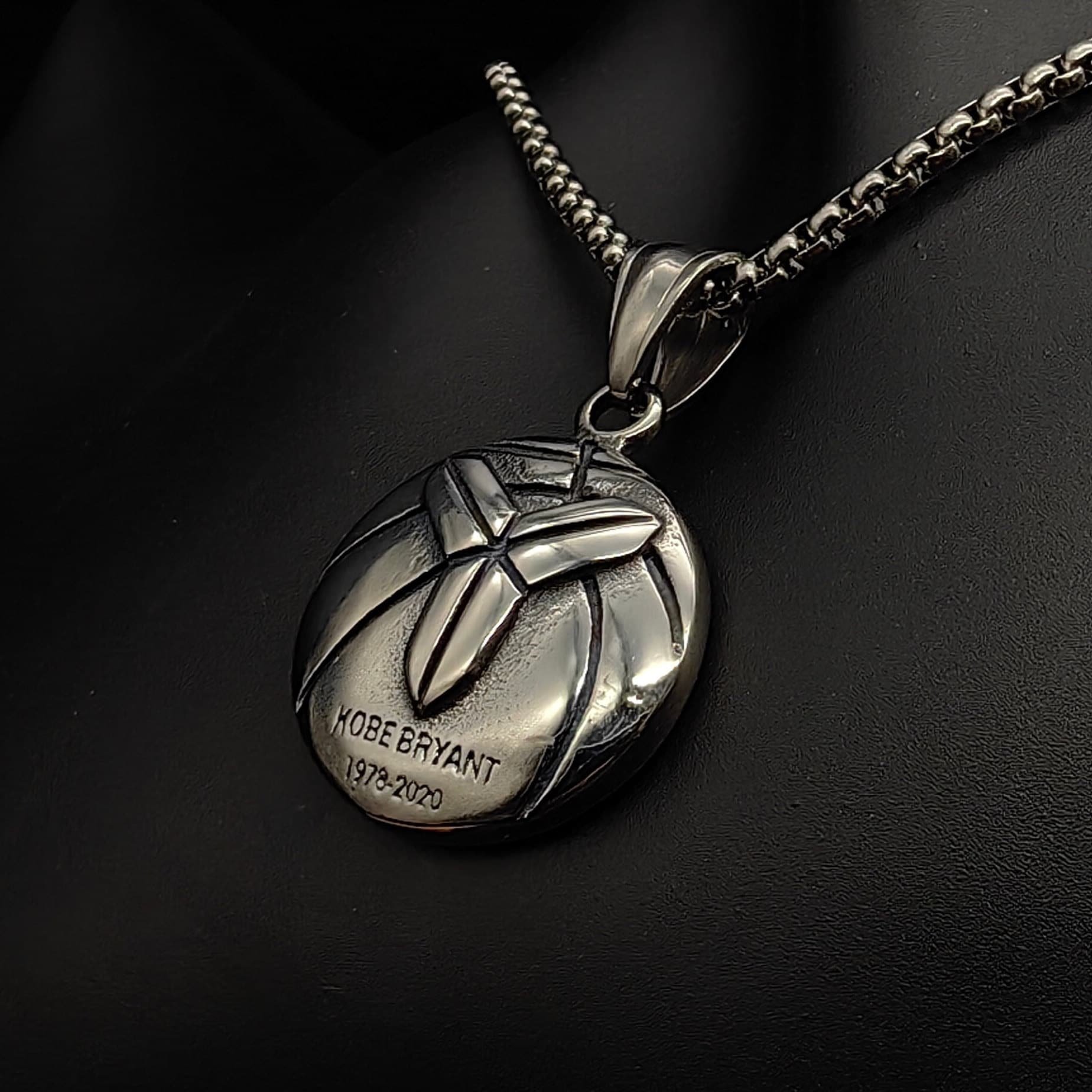 Black Mamba Kobe Necklace Basketball Fan Commemorating Kobe Bryant ...