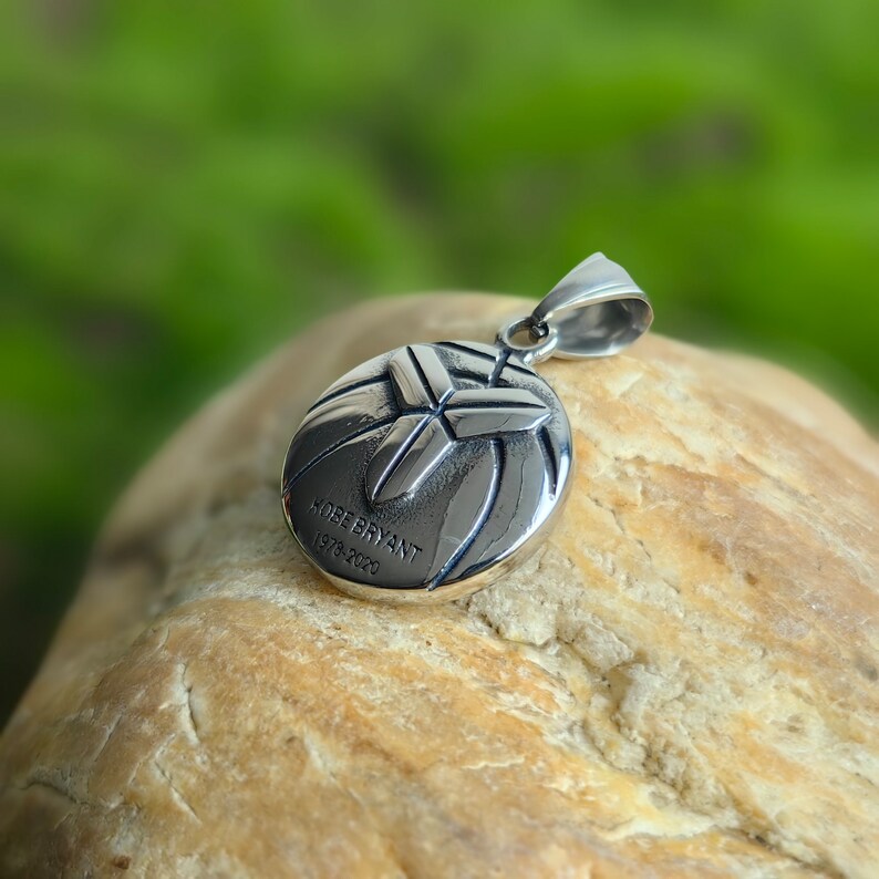 Black Mamba Kobe Necklace Basketball Fan Commemorating Kobe Bryant ...