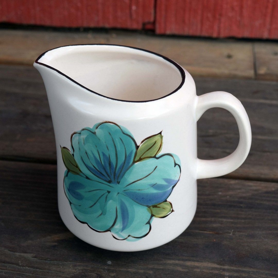 Small Ceramic Pitcher/casual Ceram/flair 1033/japan/creamer/syrup/white ...