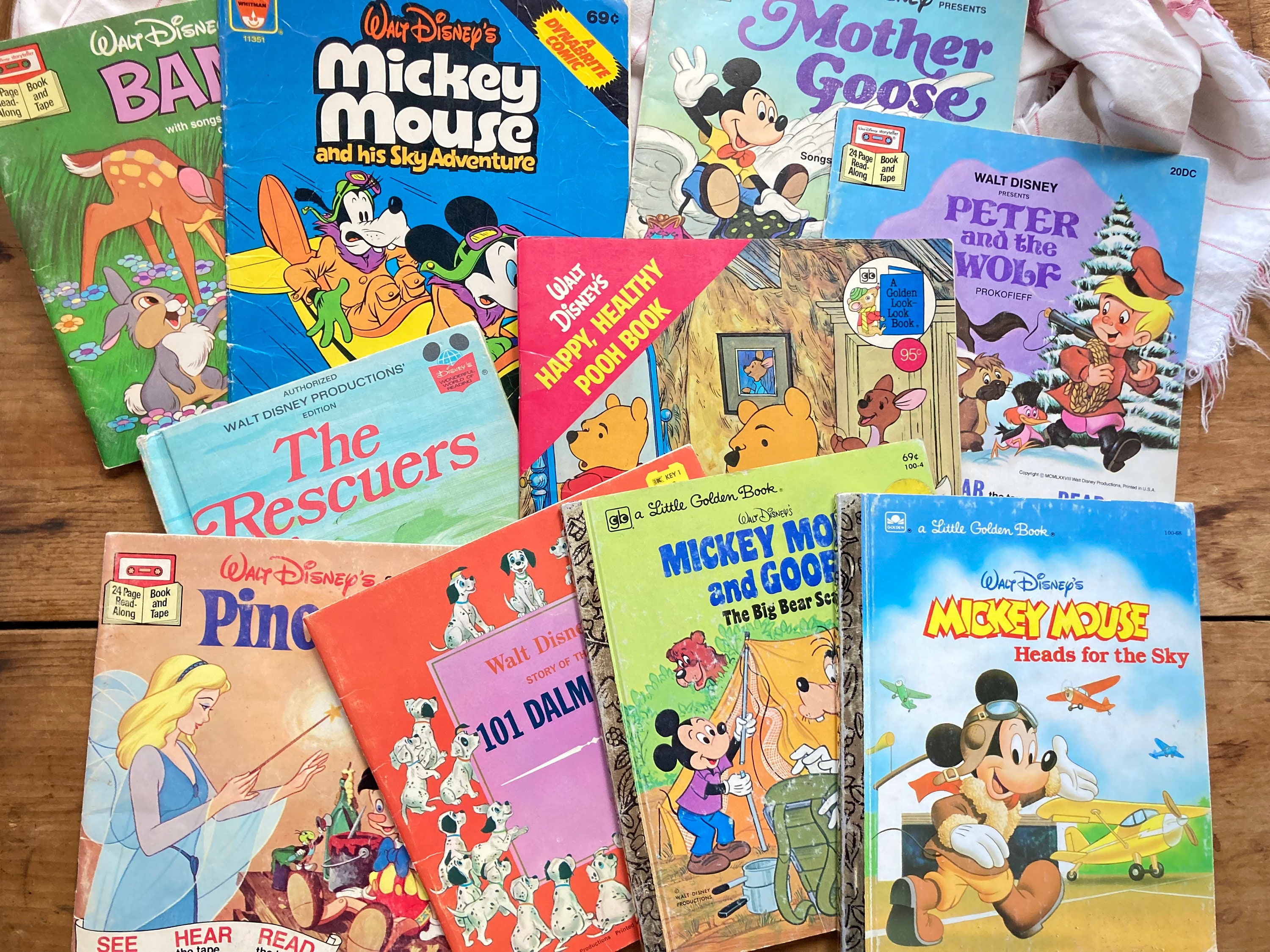 Vintage Walt Disney Book Bundle/pinocchio/101 Dalmatians/bambi/goofy ...