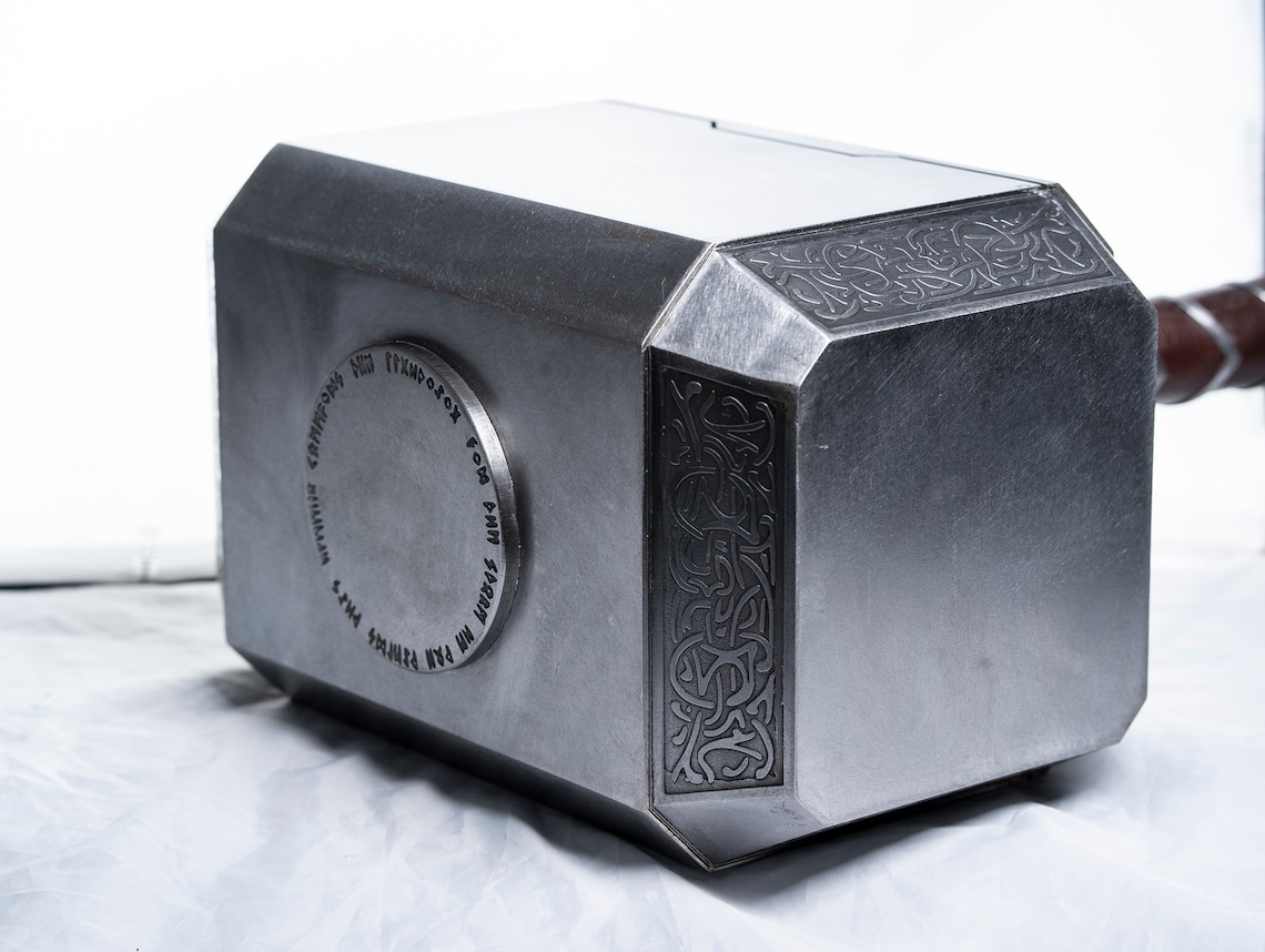 Thor's Hammer Mjolnir Replica From Thor: the Dark World/avengers 2 ...